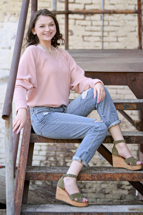 Fun Senior Pictures & Senior Portraits | Click Photo Designs